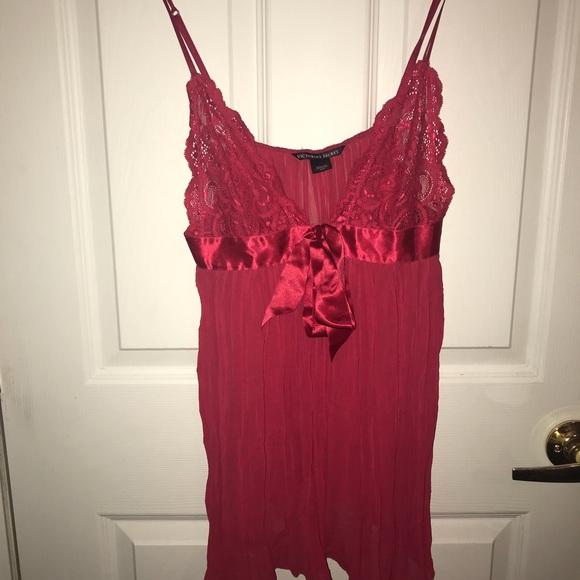 Victoria's Secret | Intimates & Sleepwear | Hot Sale Victorias Secret ...